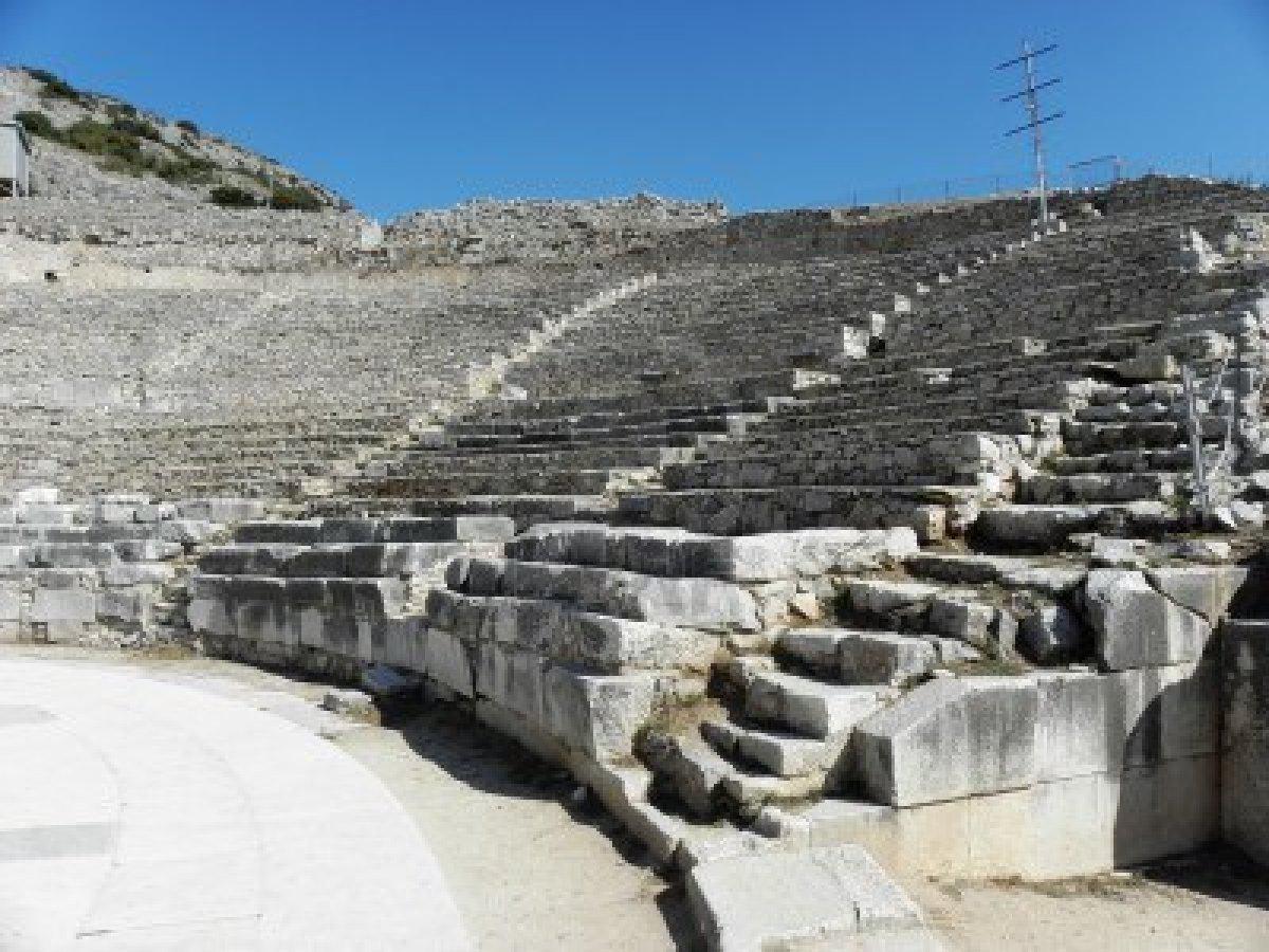 LA POSADA DEL SILENCIO: IMAGINANDO LOS CAMINOS DE PABLO: FILIPOS