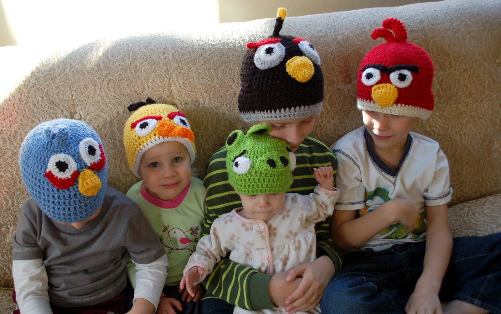 Crocheted Angry Birds hats - light-in-leaves