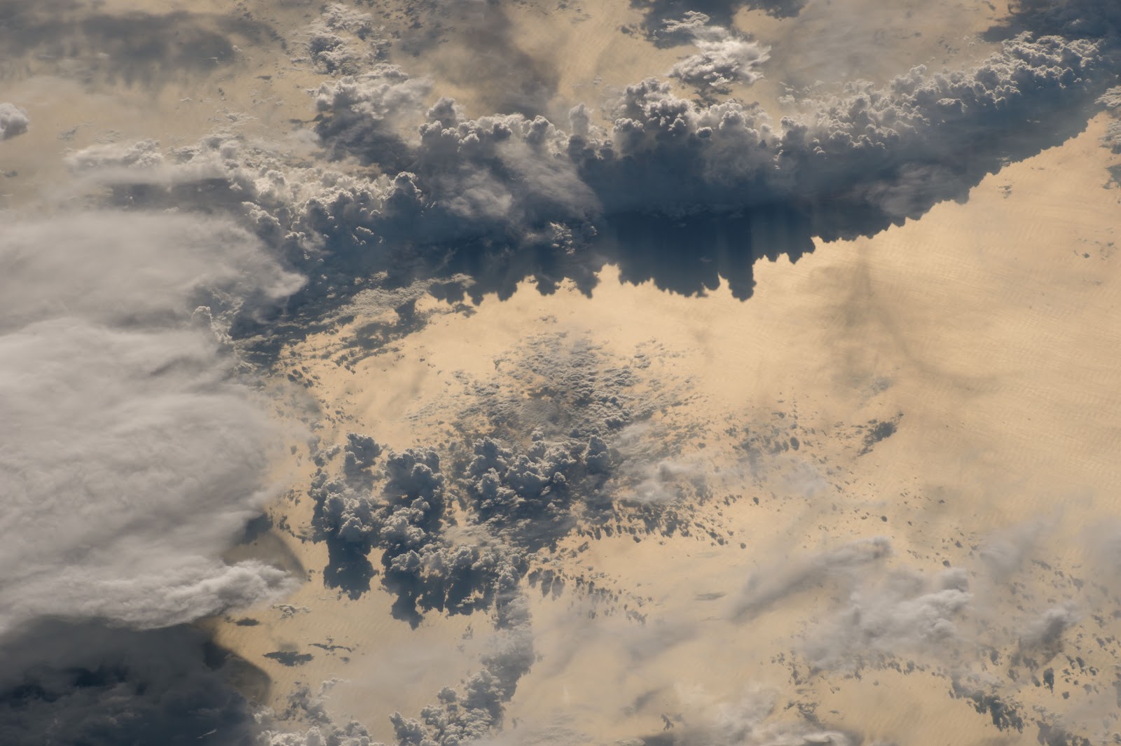 Clouds over Pacific Ocean seen from the International Space Station ...