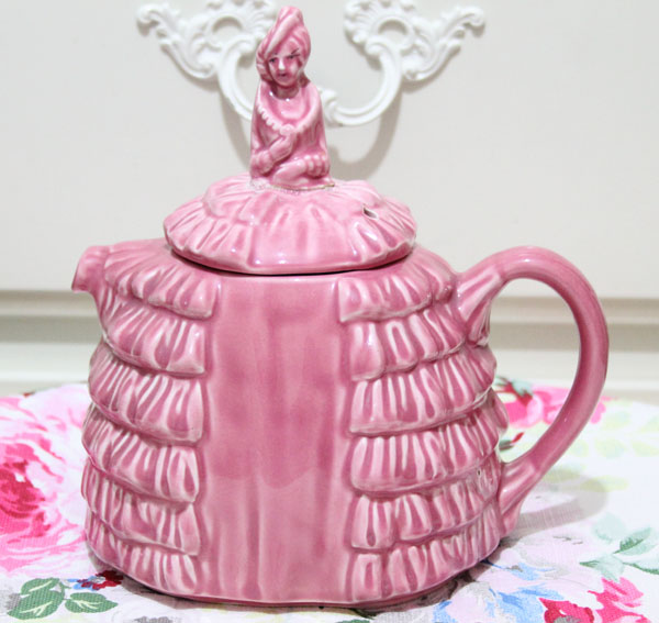 Be Dazzled Collection: Teapot Lady