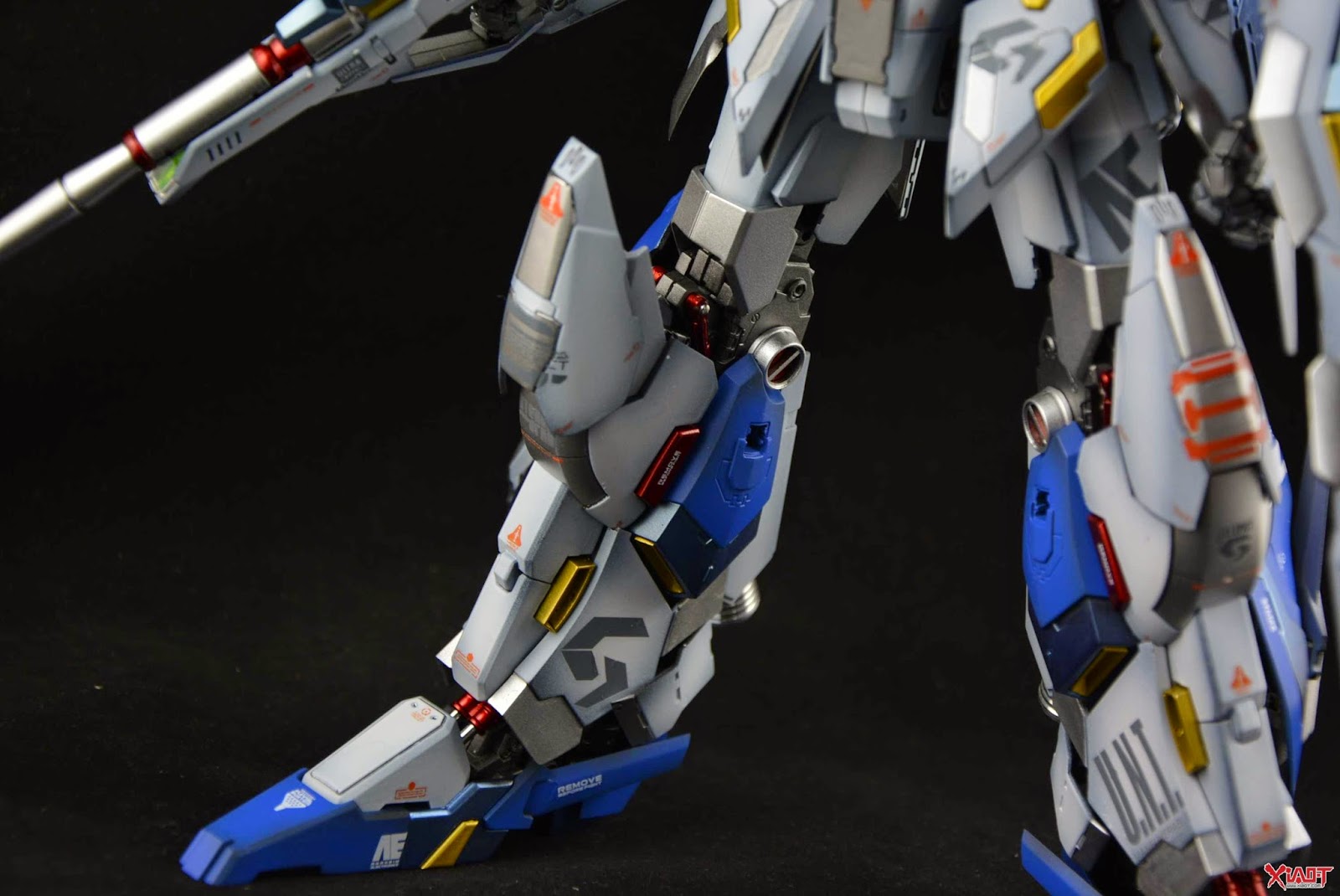Gundam Family: 1/100 RX-105 Xi Gundam Painted Build