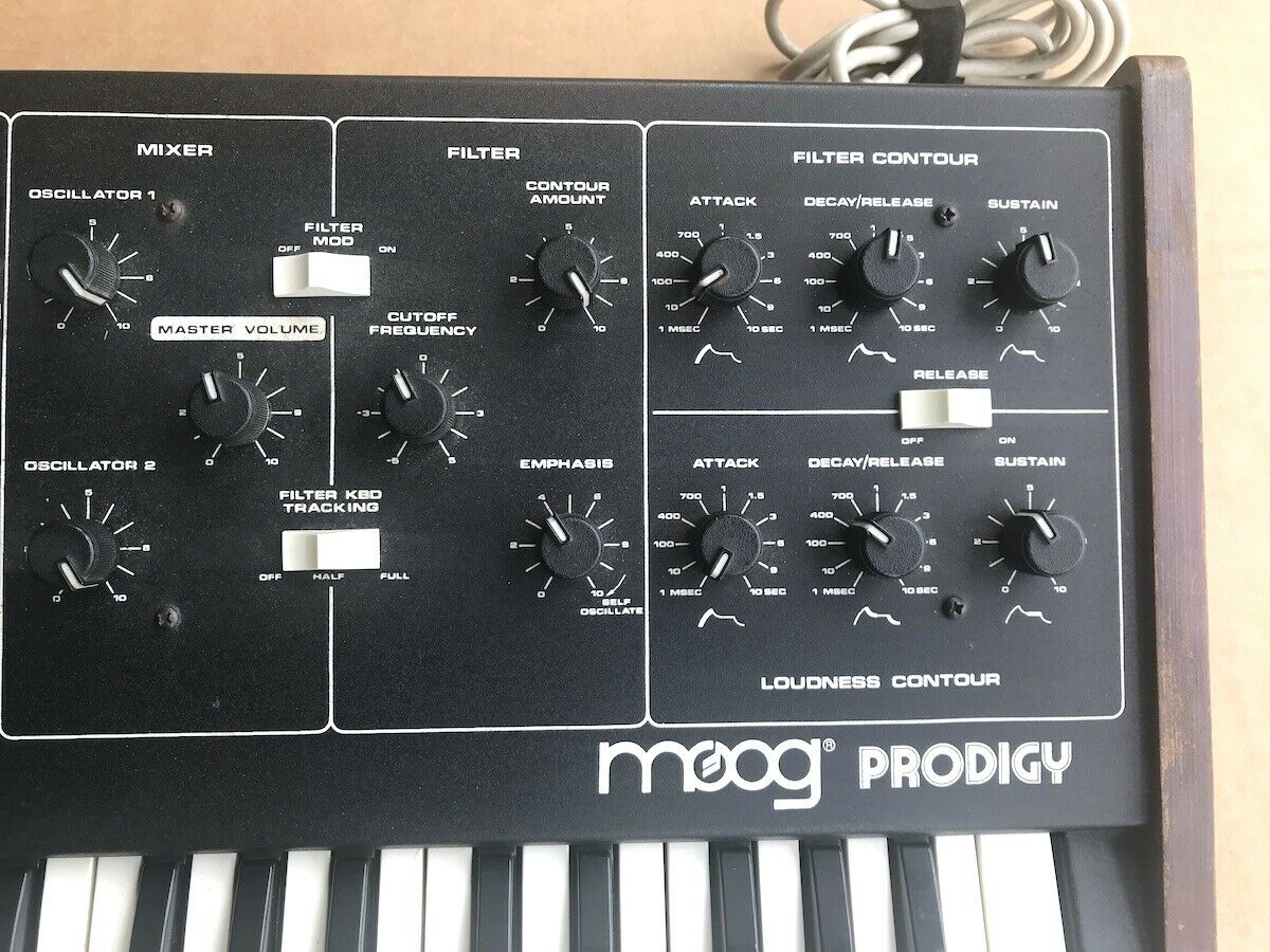 MATRIXSYNTH: Vintage Moog Prodigy Analog Synthesizer Model 336A SN 7031