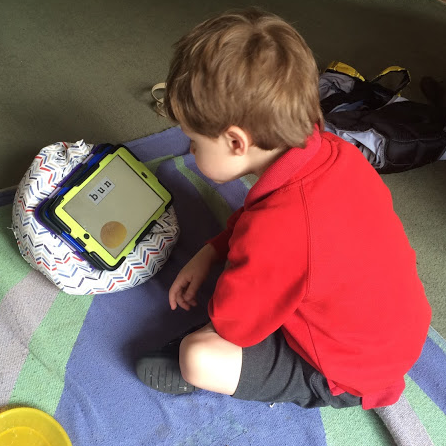 Rainbowsaretoobeautiful: Why my autistic son spends hours playing on ...