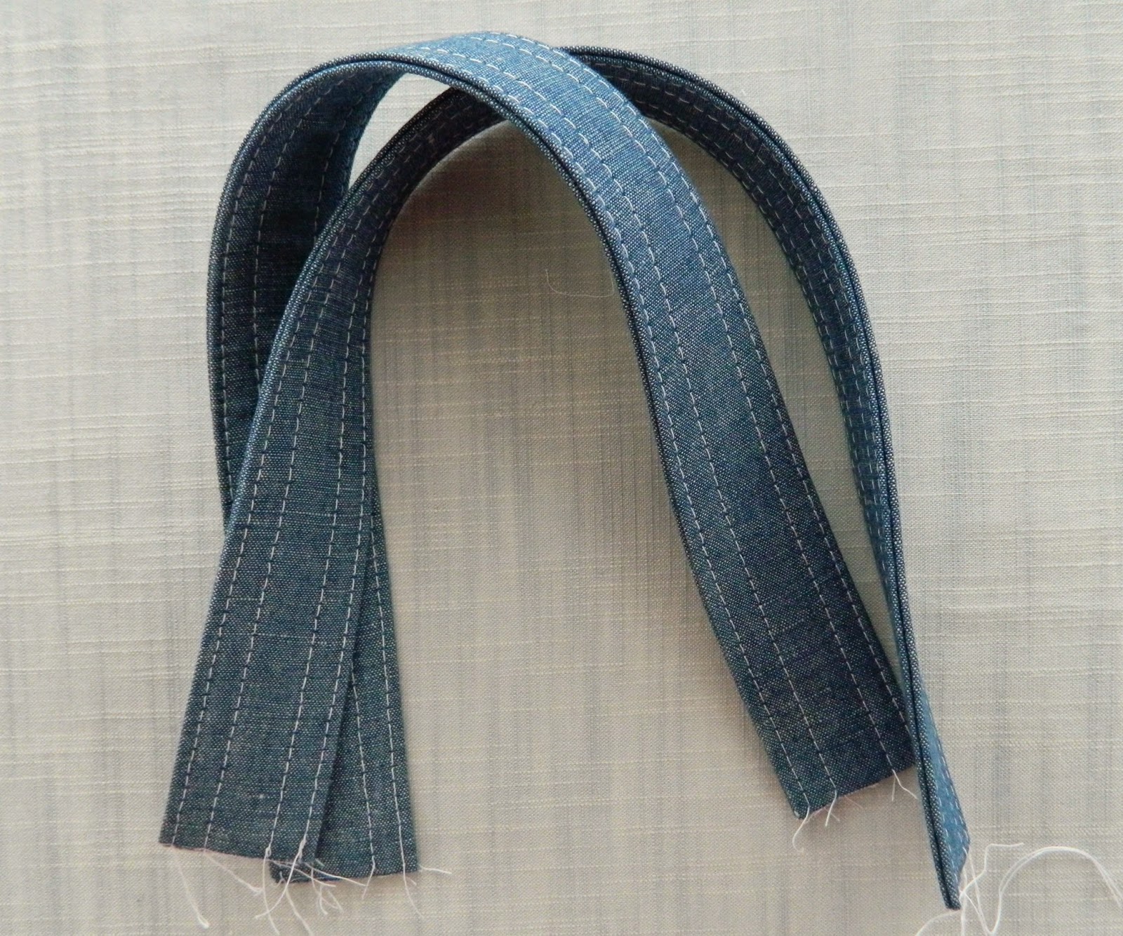 how to sew fabric tote hadles {a tutorial} | s.o.t.a.k handmade ...