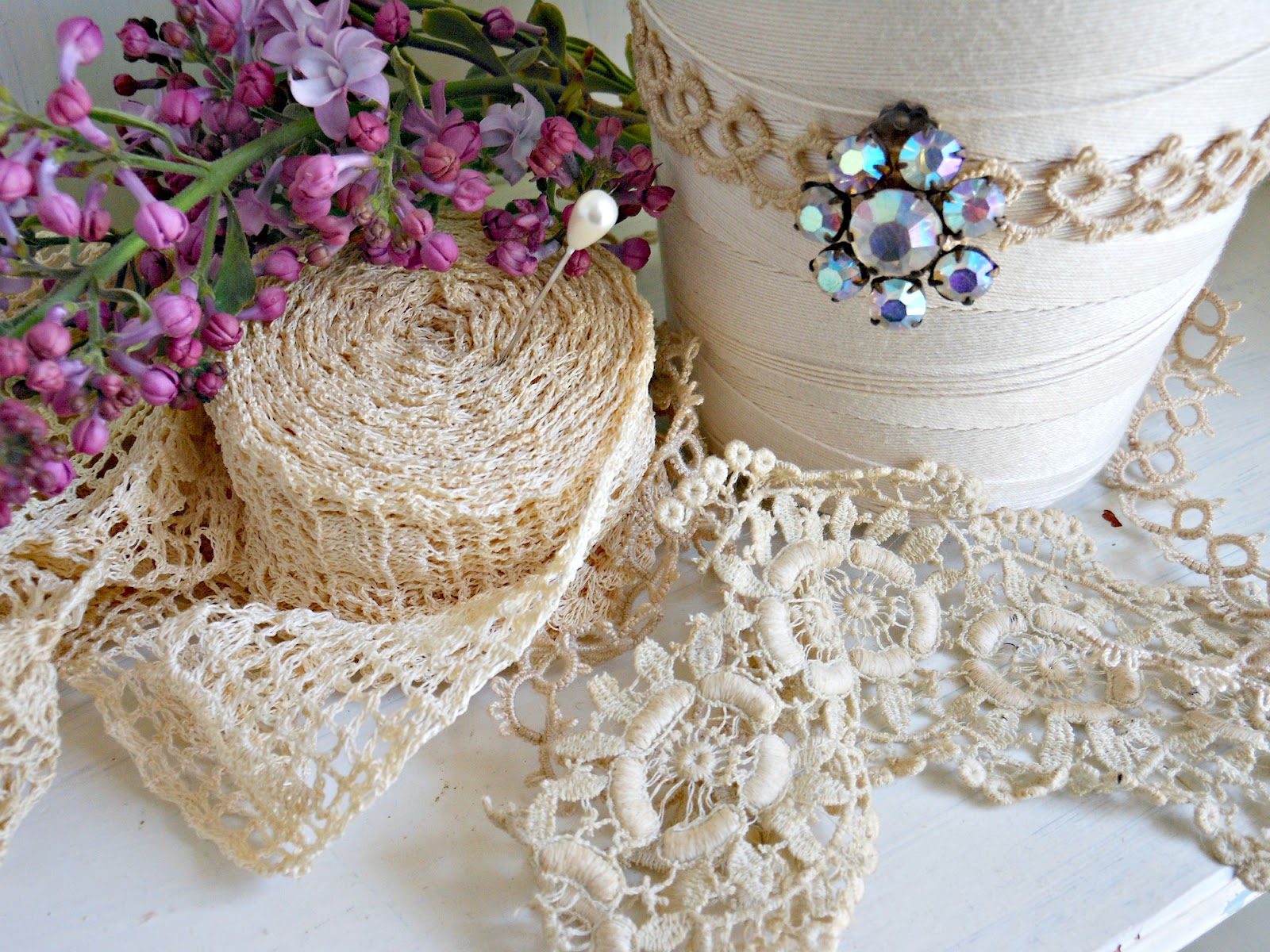 My Sparrows Nest: Lilacs and Lace