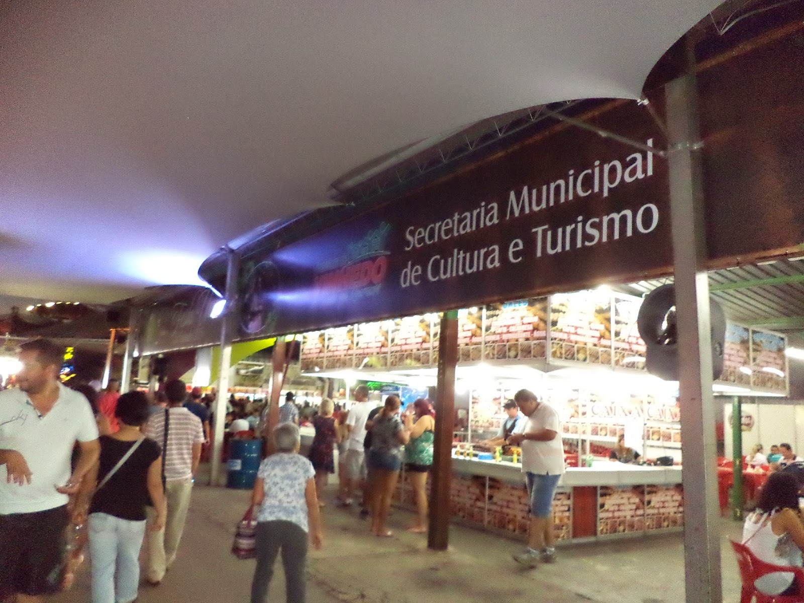 Lugares e Seus Passeios: Vinhedo – SP: Festa para comemorar a colheita ...