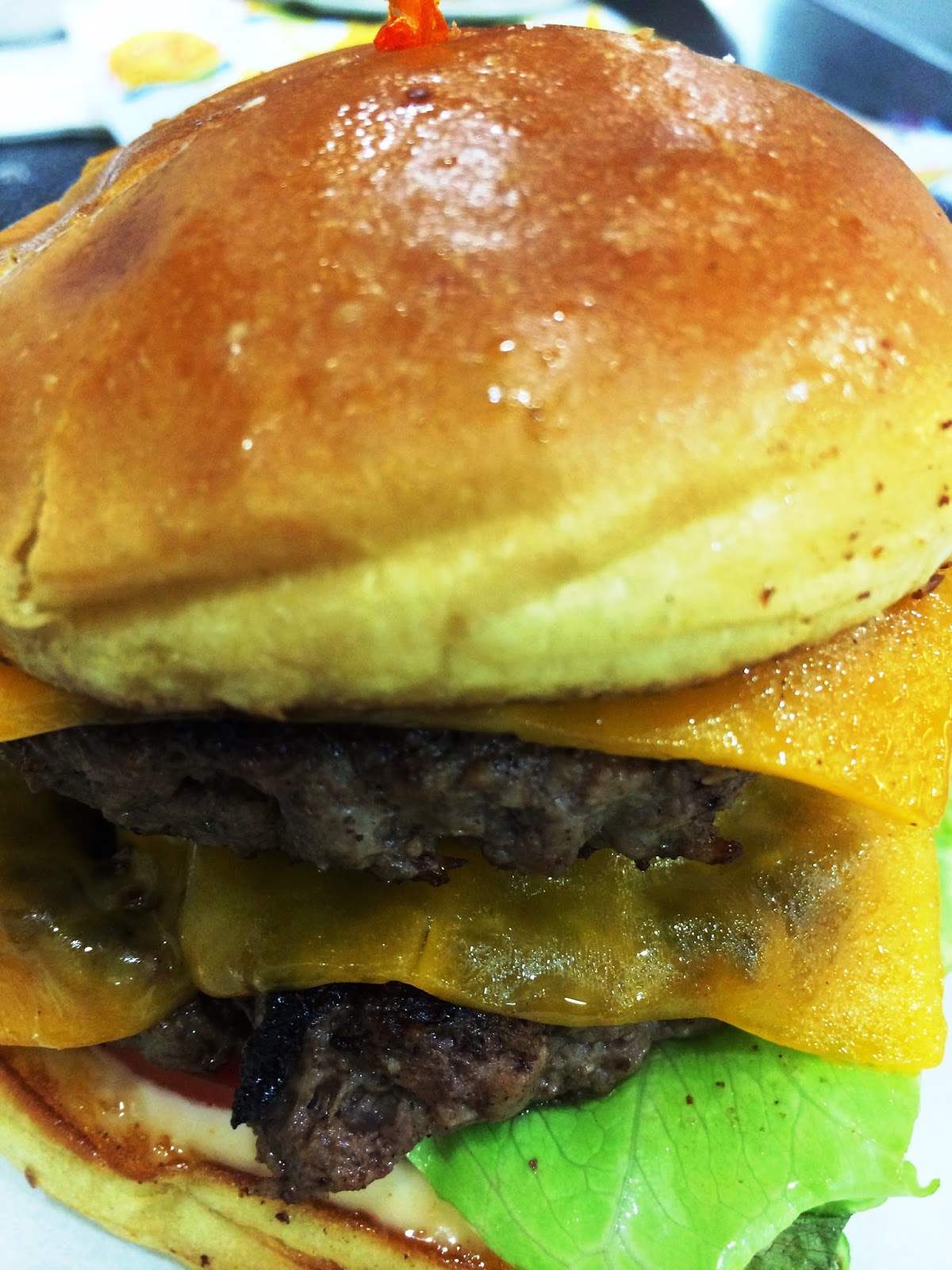 Bill Cianci's (Mostly) Burger Reviews: Johnny Rockets