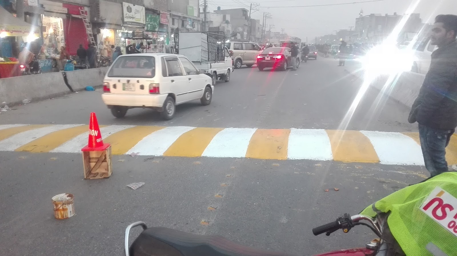 Speed Humps Reflective Paint for Punjab Highway M&R Department - HIGH SIGN