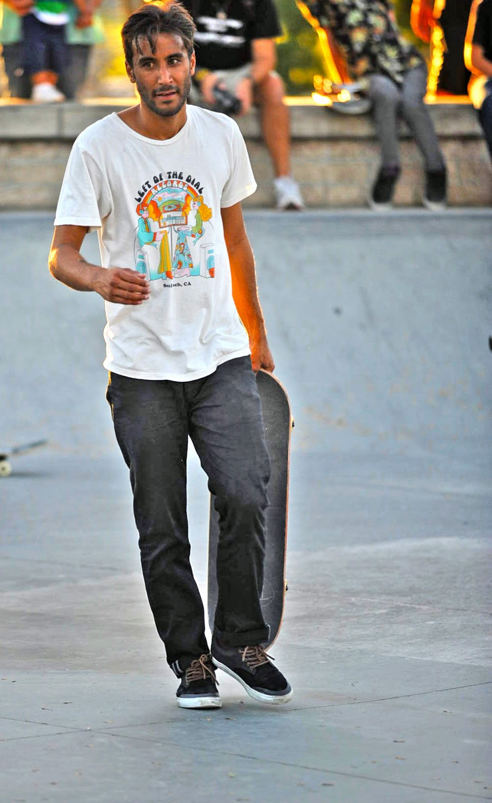 ericguizzetti: Dekline & Friends in Oceanside, Hosted by Grandeur skateshop