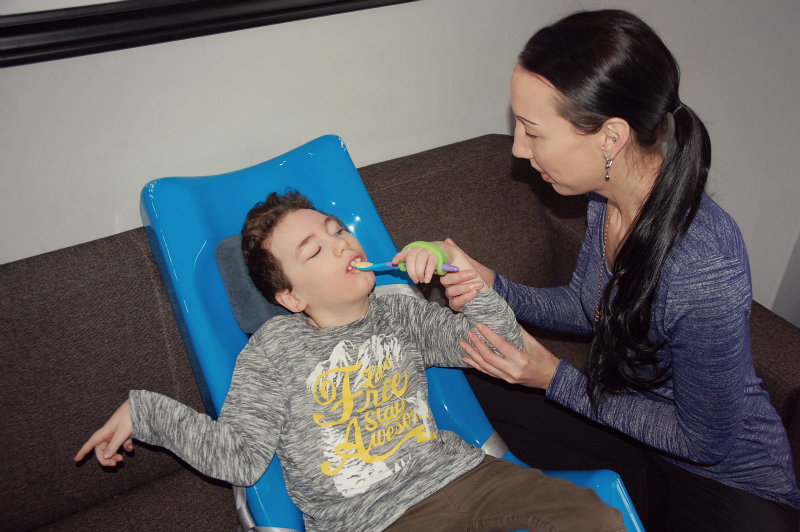 Tiptoeing Through: EazyHold