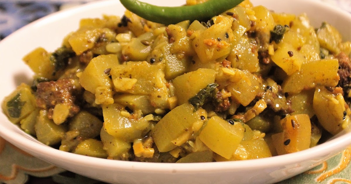 Bethica's Kitchen Flavours: Lau Shukto (Bottlegourd / Lauki Curry ...