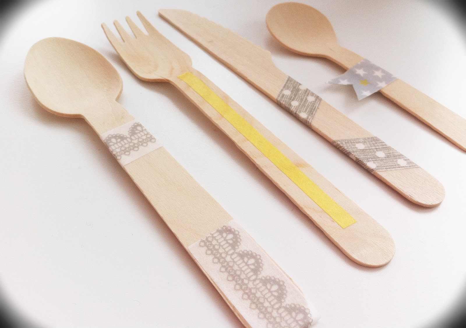 ¡Mamá me caso!: DIY...¡Cubiertos de madera decorados con washi tape!