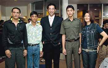 Watch Your Favorite: Cricketer Mohammed Azharuddin Family Photos