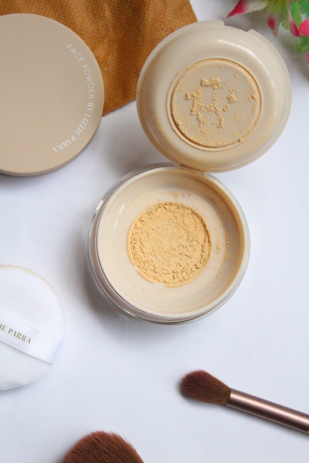 BLP FACE POWDER: Medium Beige - Turquois Peach Beauty