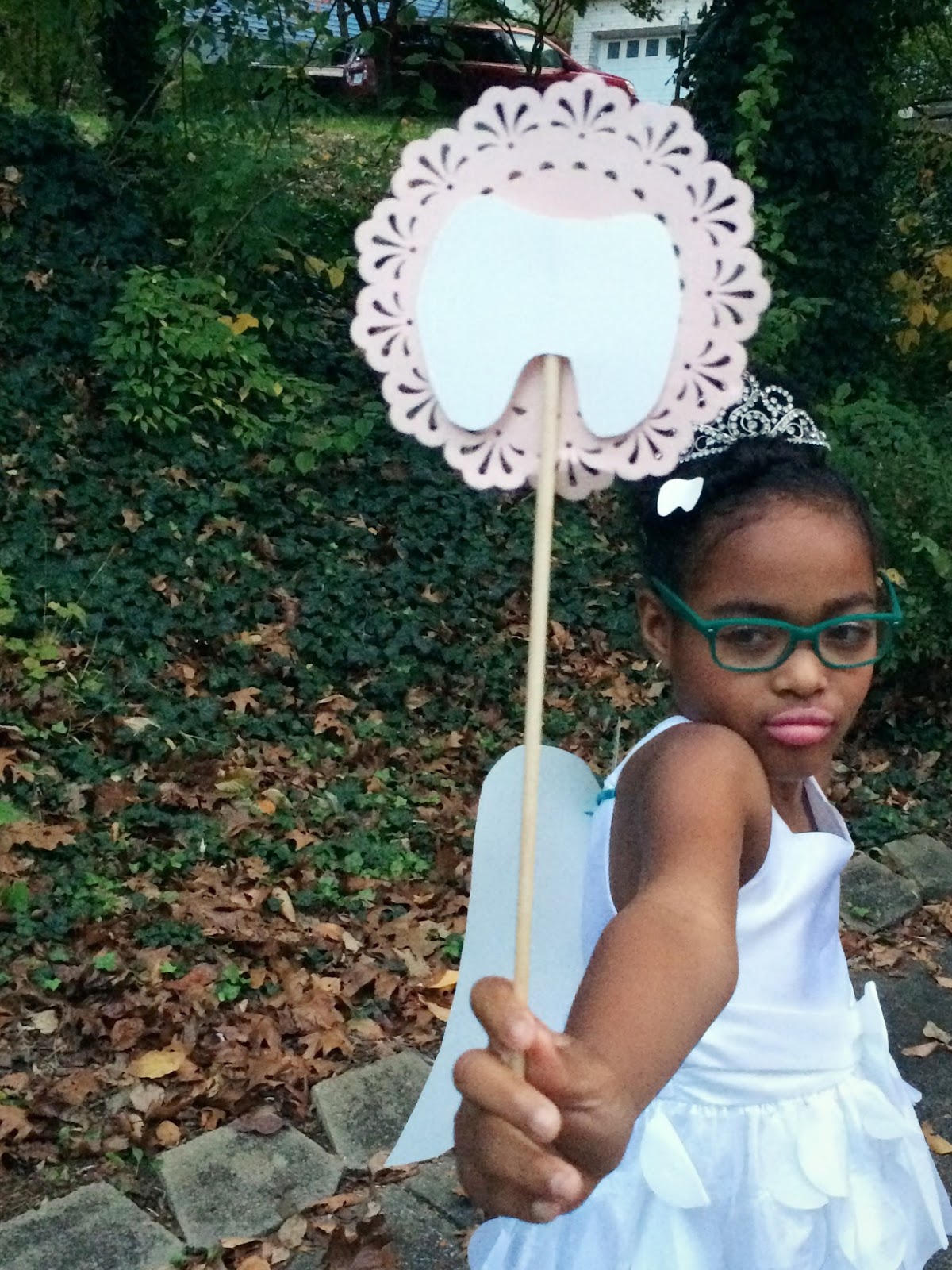 Day 29: DIY Tooth Fairy Costume | Shipwrecked on Fabulous Island