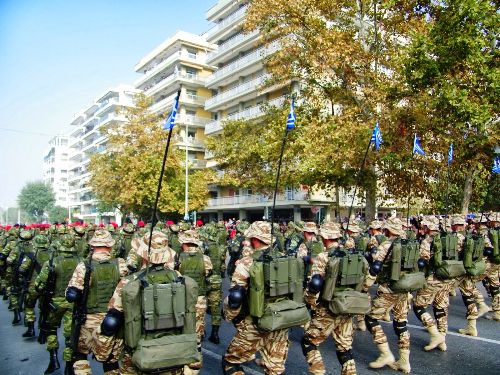 ΠΑΡΕΛΑΣΗ 28ης ΟΚΤΩΒΡΙΟΥ ΘΕΣΣΑΛΟΝΙΚΗ,ΠΕΖΟΠΟΡΑ ΤΜΗΜΑΤΑ (ΦΩΤΟ) - ΚΛΥΣΜΑ