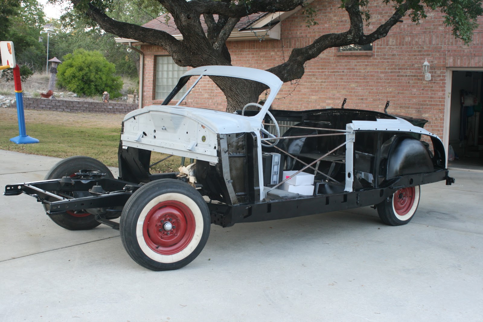 Russell and Vicki's '52 Hudson Hornet Convertible Restoration
