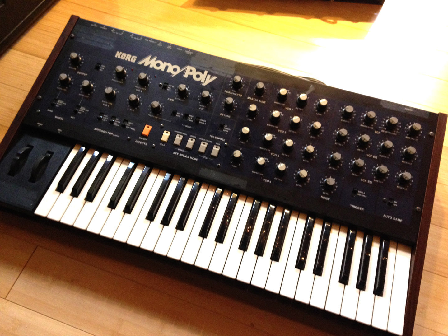 MATRIXSYNTH: Korg Mono/Poly SN 373870