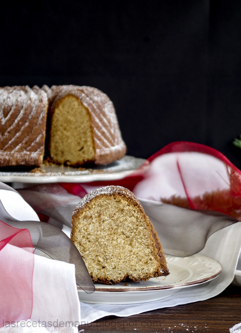 Las recetas de Manu: BUNDT CAKE DE TURRÓN DE YEMA QUEMADA