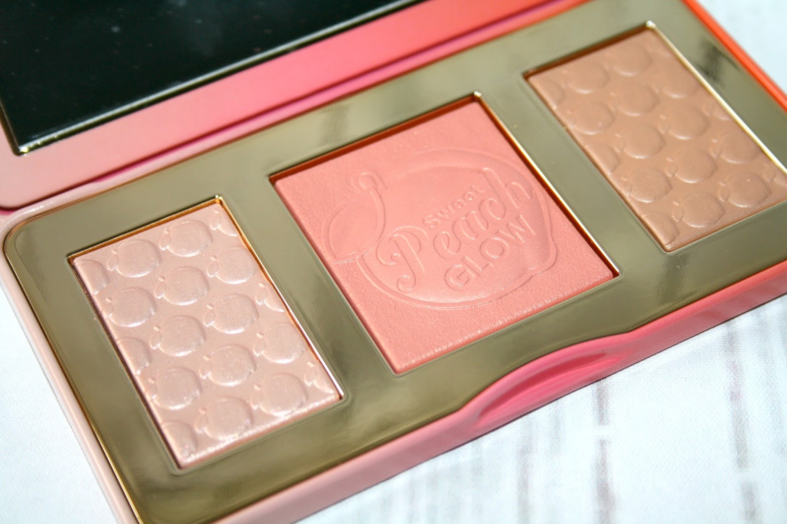 Beautyqueenuk | A UK Beauty and Lifestyle Blog: Too Faced Peach Collection