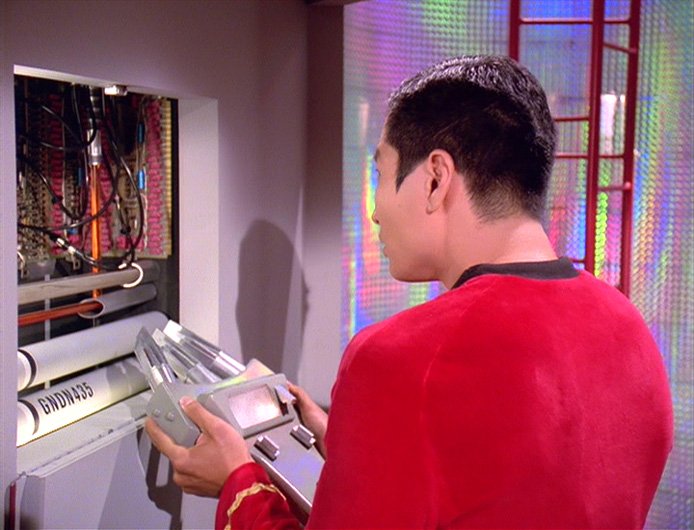 Star Trek Prop, Costume & Auction Authority: TOS-Style Engineering Ray ...