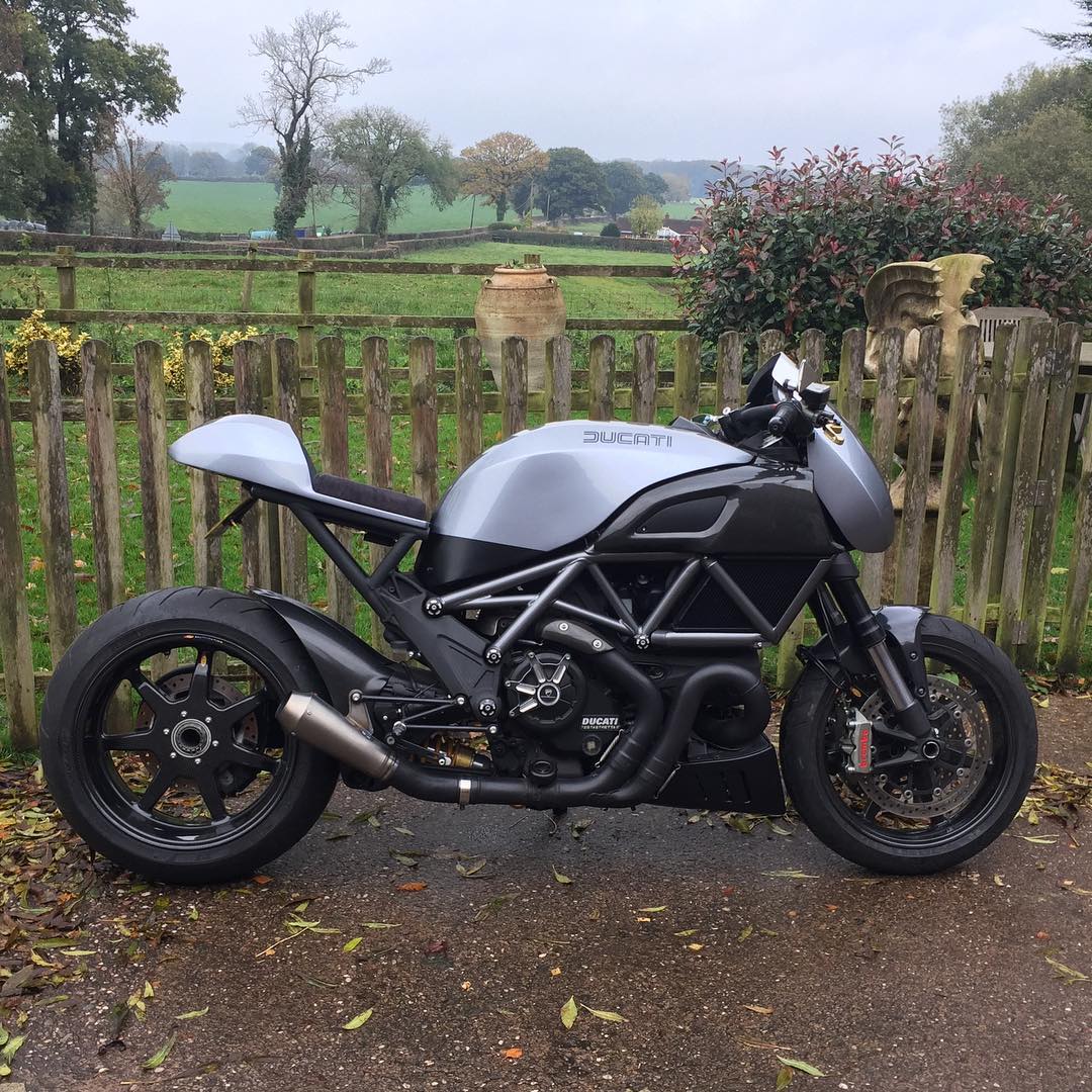 Diavel custom - RocketGarage - Cafe Racer Magazine