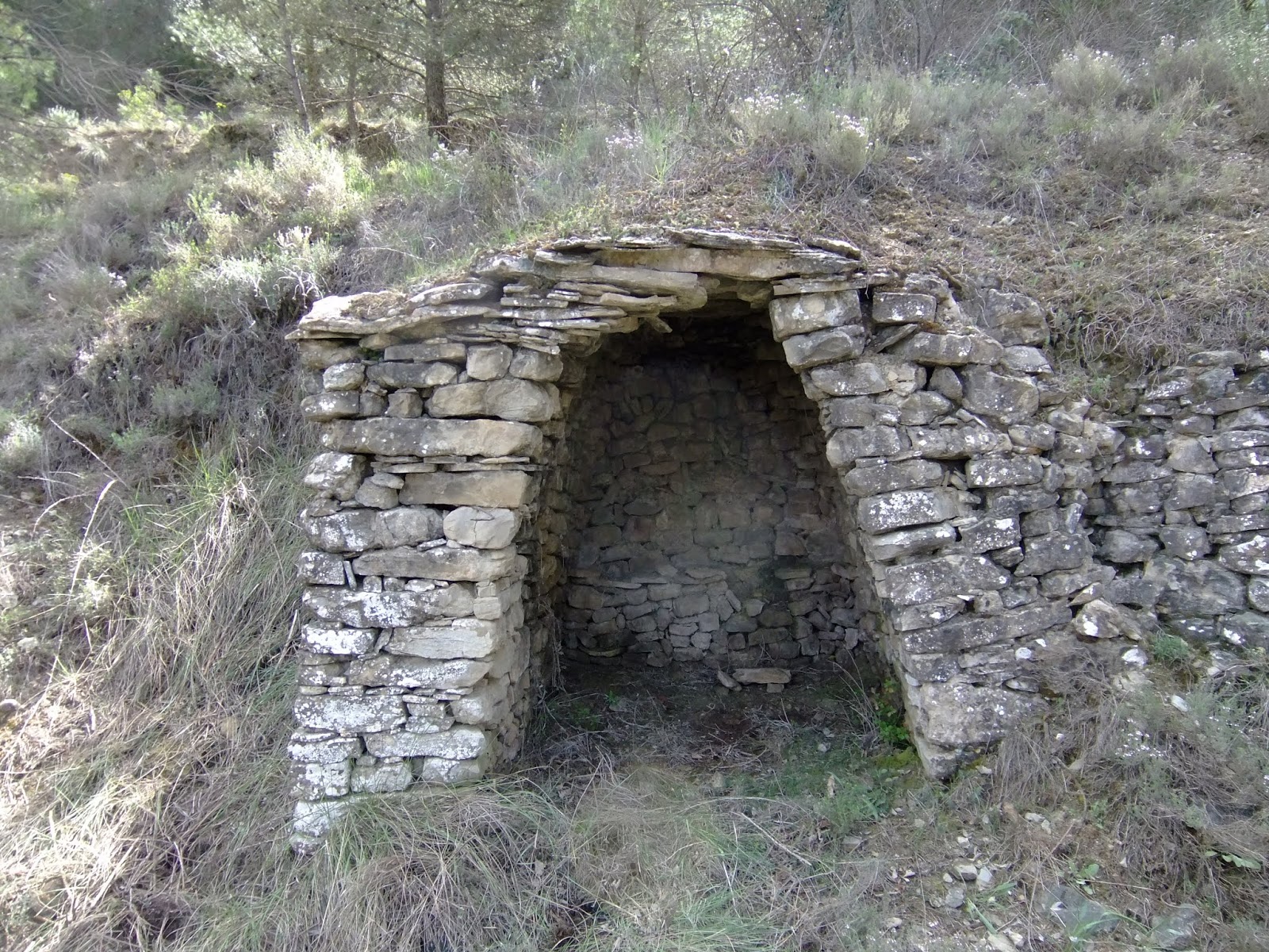 Amagatalls de Sant Llorenç del Munt i l'Obac: de maig 2018