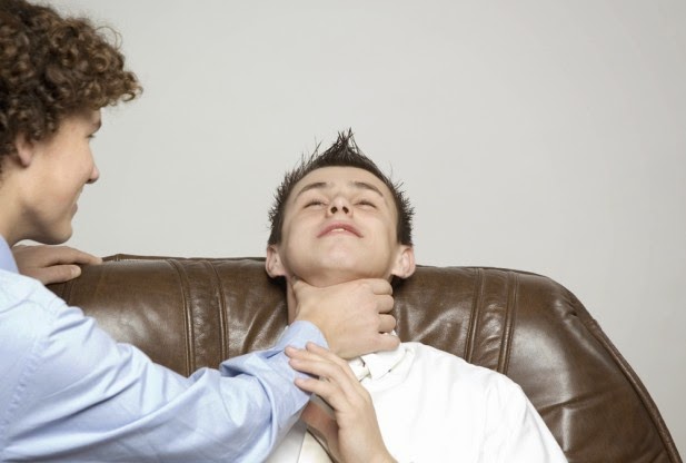 Brincadeira que mata "Choking Game" - Tudoakyy curiosidades