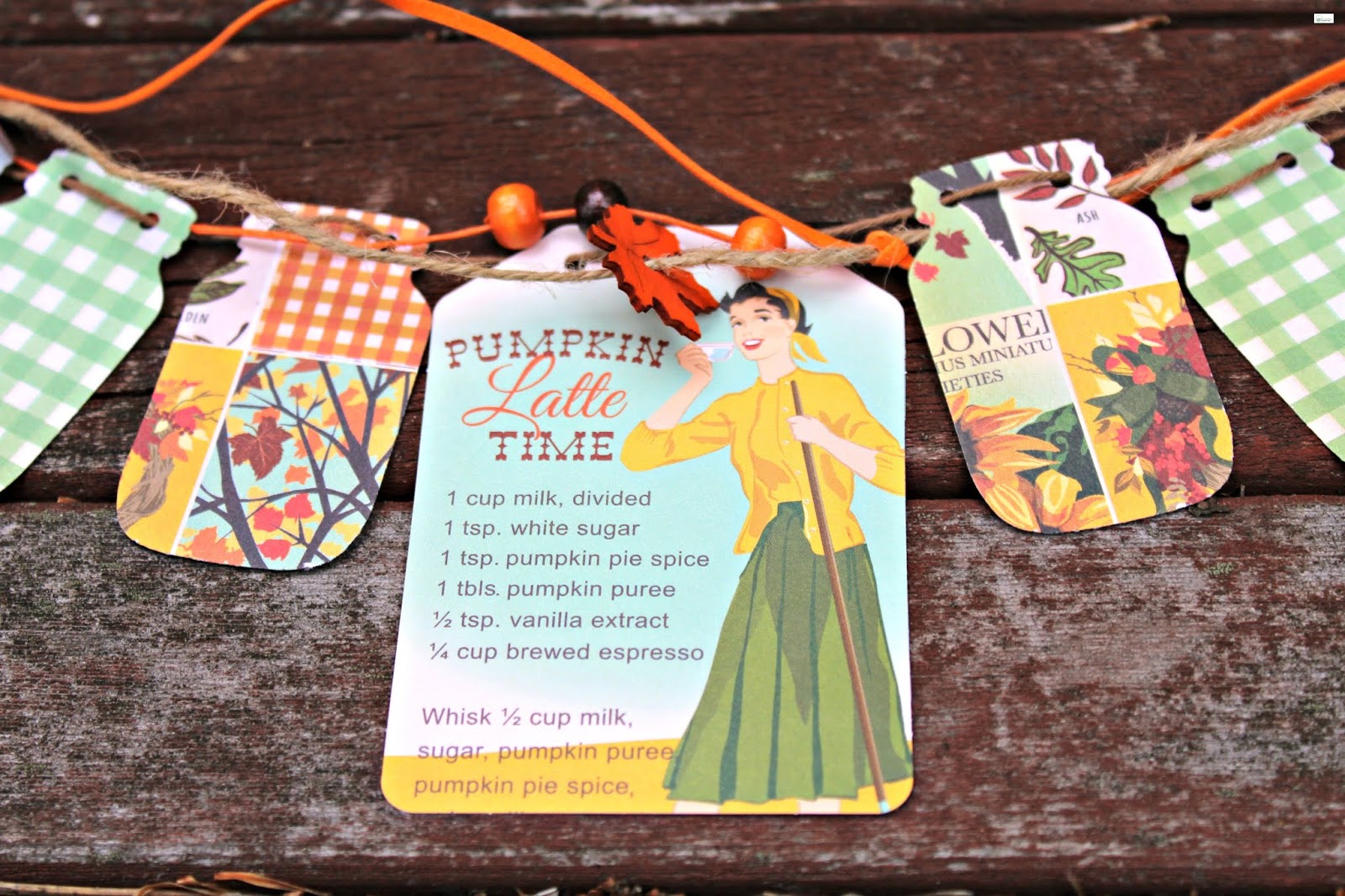 Pumpkin Latte Time Bunting | Caravan Sonnet