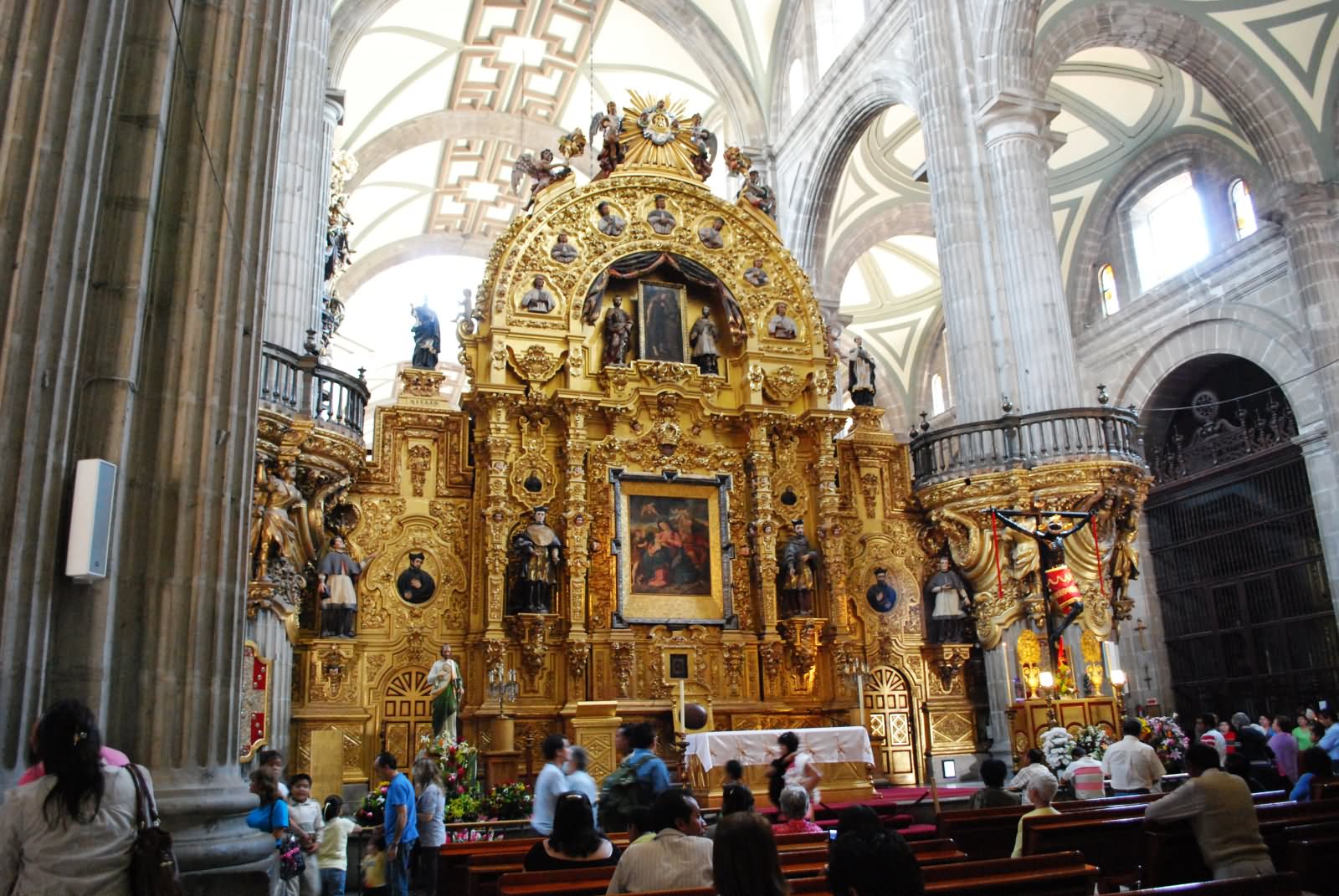 Three Rivers Episcopal Priest Stabbed During Mass At Mexico City Cathedral three-rivers-episcopal-priest-stabbed-during-mass-at-mexico-city-cathedral