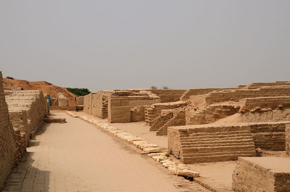 HARAPPA CULTURE (agriculture,granary,road and drainage system,big ...