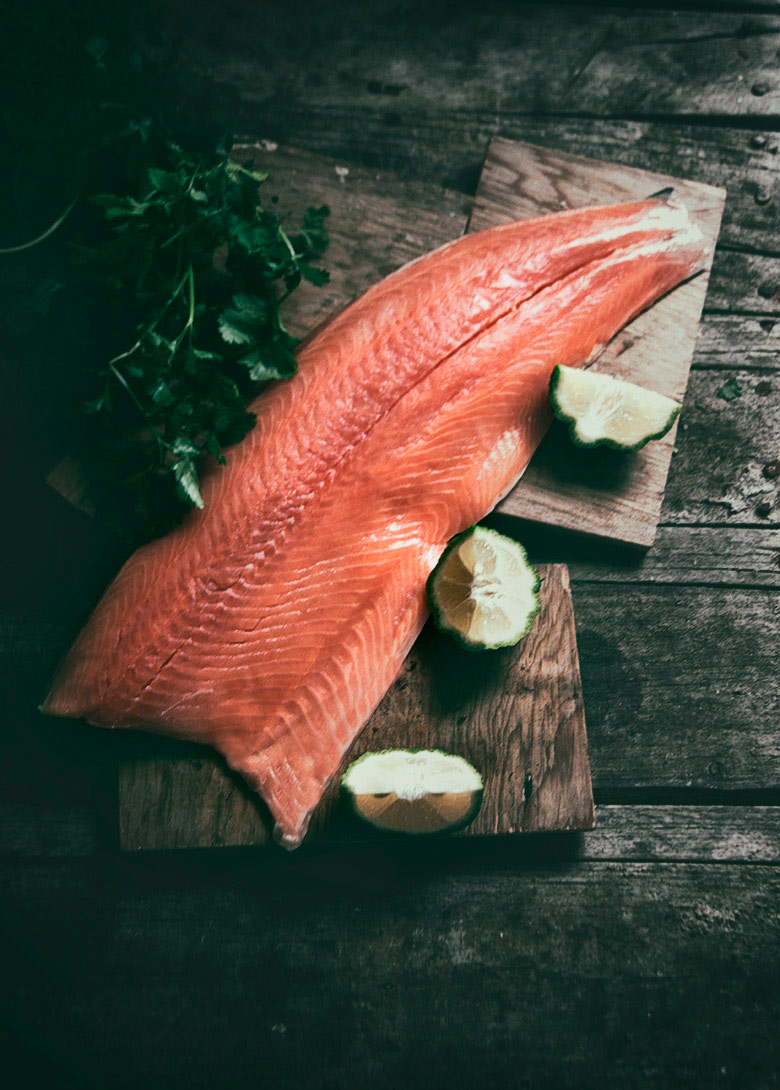 Salmón con ensalada de papas/patatas | RÚSTICA