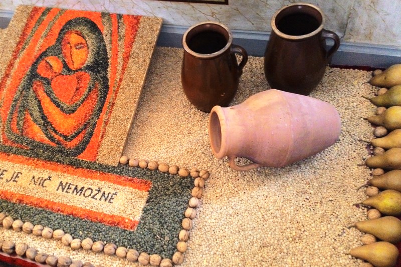 Letitia svetu: Aj dnes bola v Novej Bani Roľnícka nedeľa.