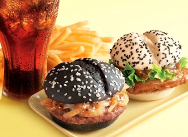 Burger Hitam Dan Putih Dilancarkan Oleh McDonald di China ~ DUNIA EDY