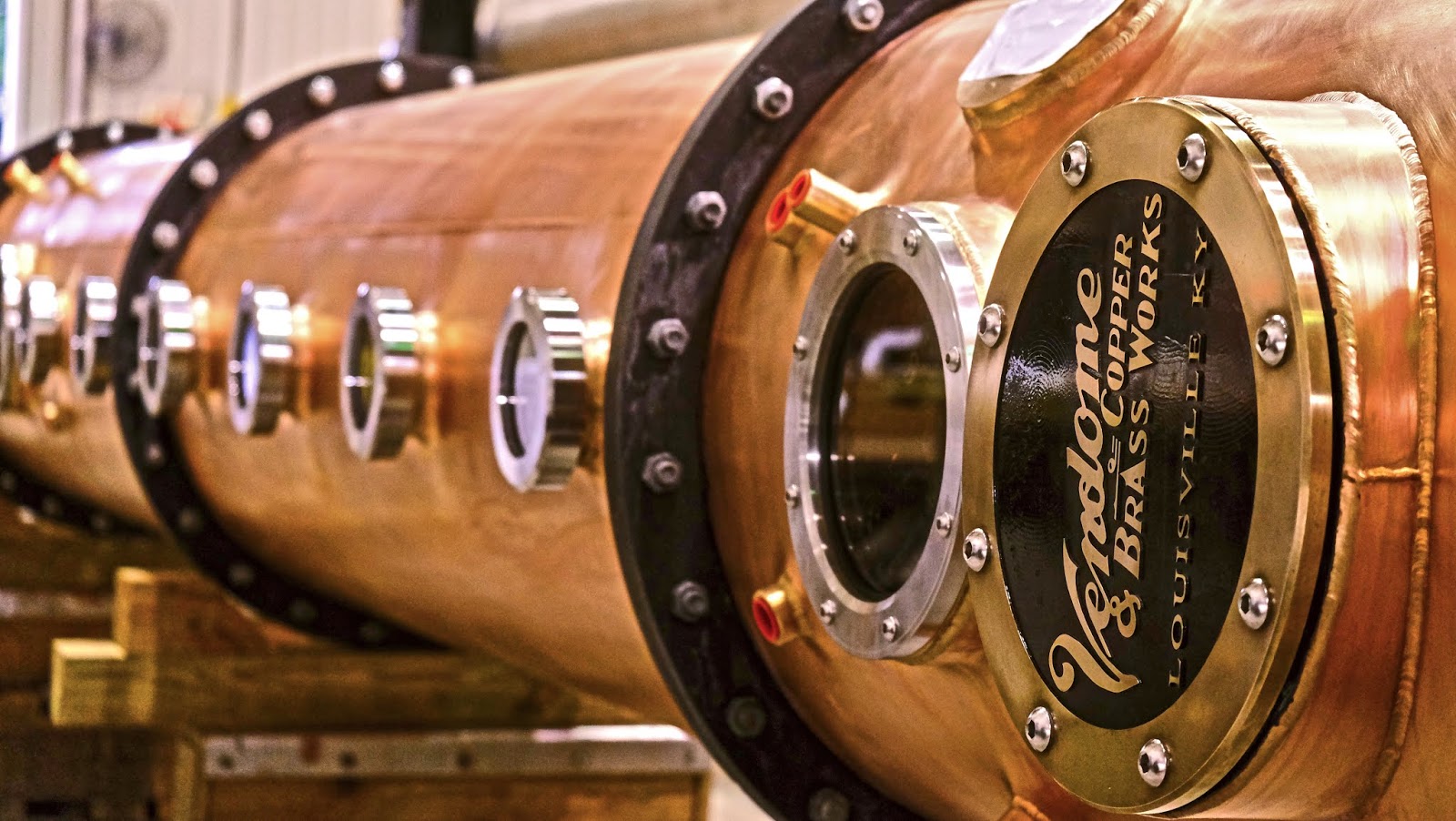 Columbus Bourbon: A Closer Look at the 46’6″ tall x 24″ Rabbit Hole ...