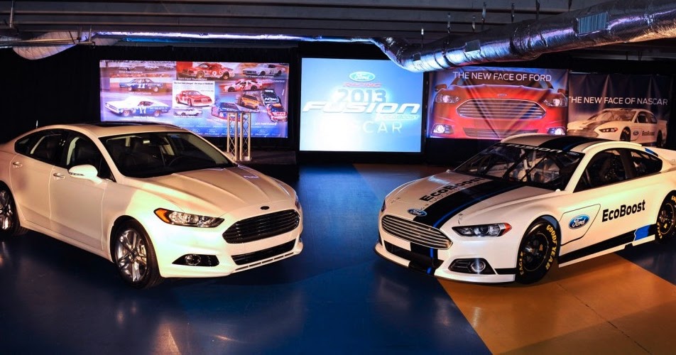 Brighton Ford : 2013 NASCAR Ford Fusion Stock Car
