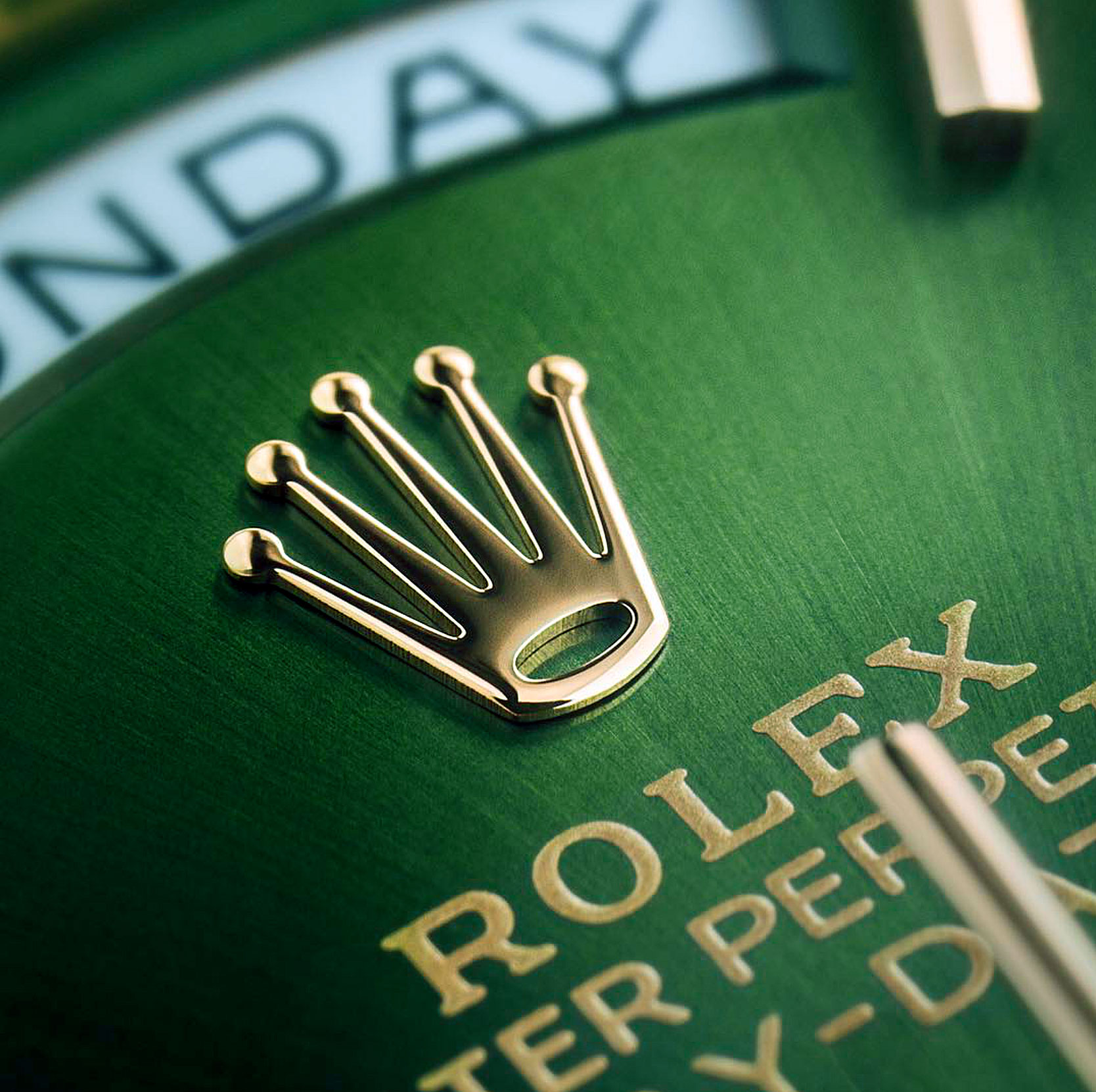 Welcome to RolexMagazine.com: Rolex Macro Shot Of The Day... Gold Rolex ...