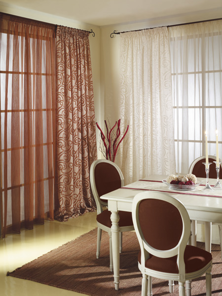 Perdele si draperii living de lux - Articole comunicate firme decoratiuni