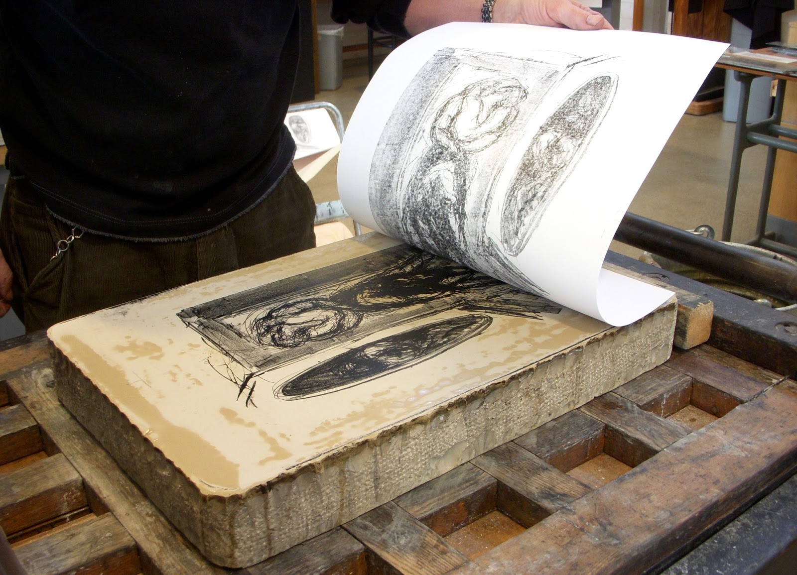 Cetak Dalam Adalah Seni Cetak Yang Menggunakan Klise Dalam Artinya ...