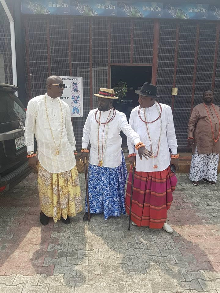 Photos: Itsekiri politicians from different parties pay solidarity ...