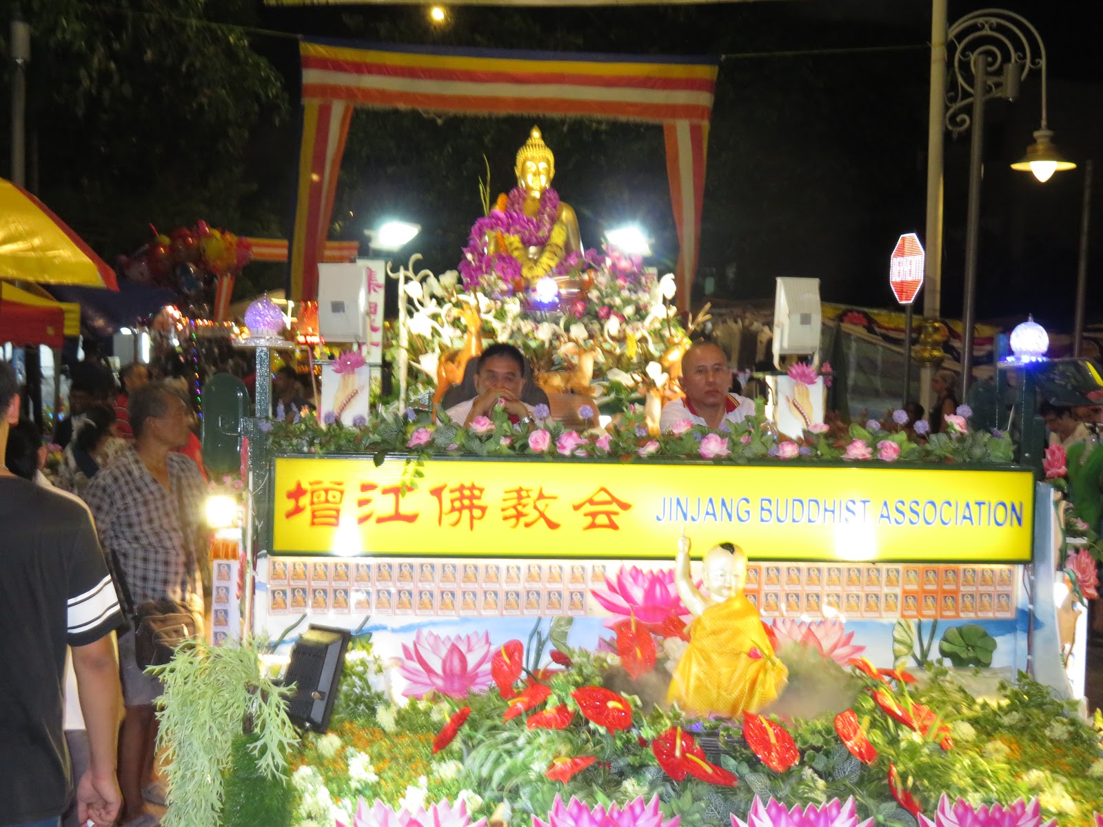 Kee Hua Chee Live!: WESAK DAY PROCESSION WHICH STARTED FROM MAHA VIHARA ...