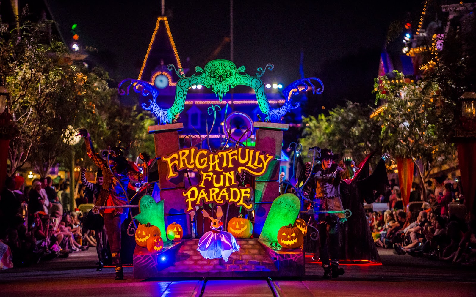 The Frightfully Fun Parade