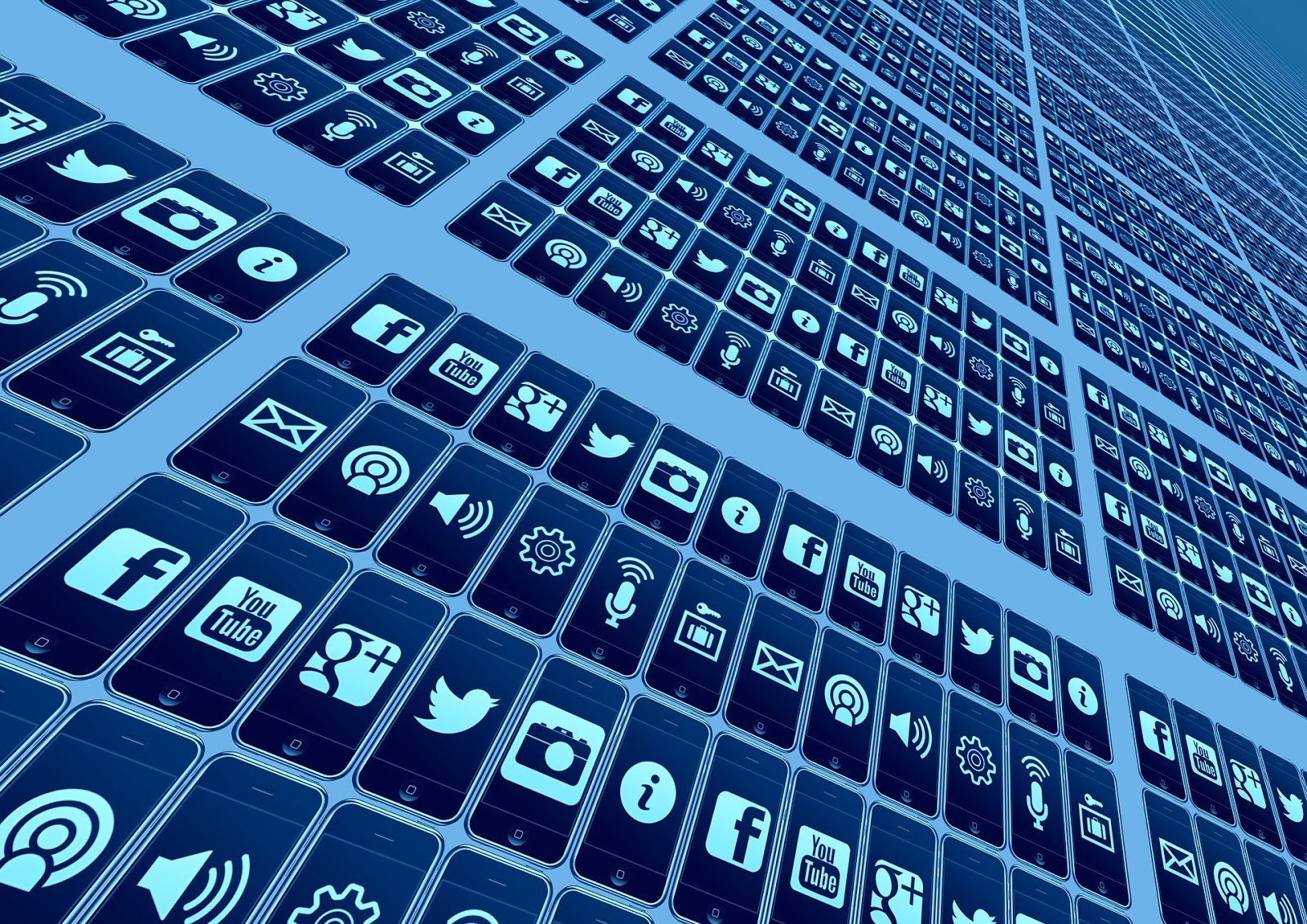 Information Law: Προσβολή δικαιωμάτων πνευματικής ιδιοκτησίας στο Διαδίκτυο