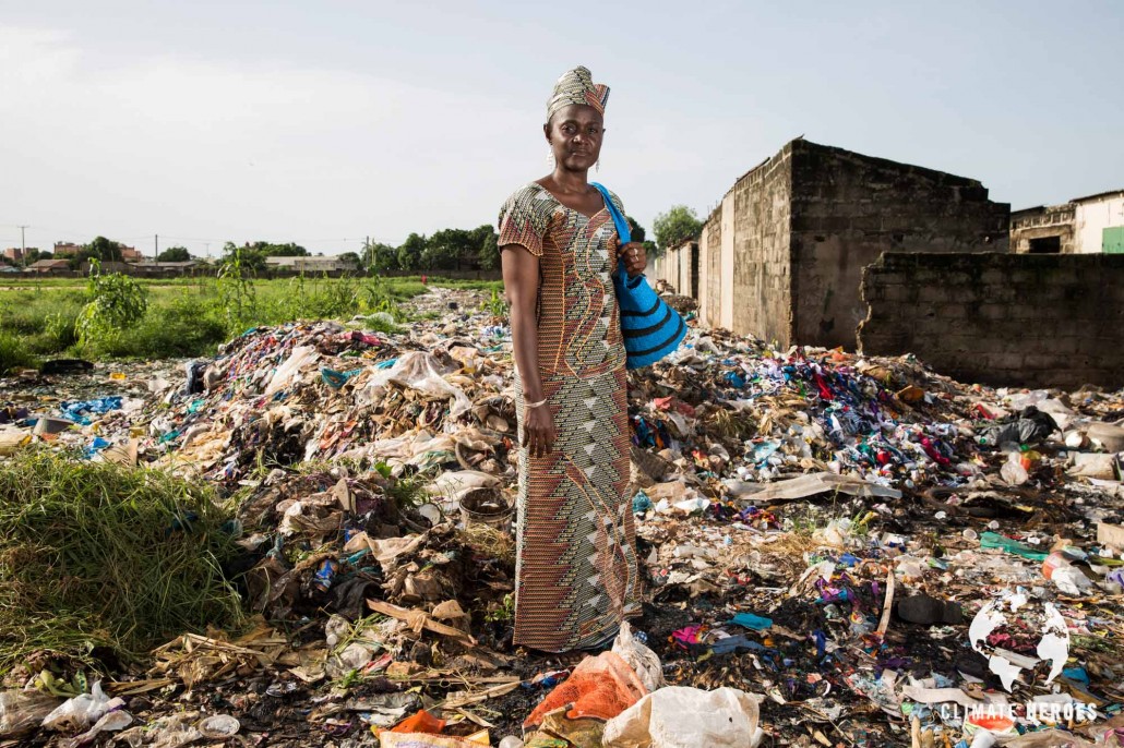 LibrisNotes: One Plastic Bag: Isatou Ceesay and The Recycling Women of ...