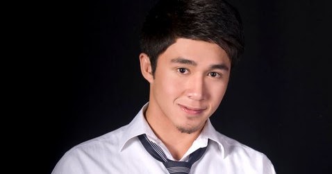 Man Central: Arron Villaflor: In Casual Wear