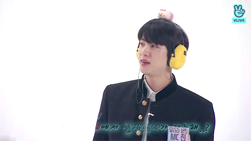 더쿠 - [달려라방탄] 개떡같이 말해도 찰떡같이 알아듣는 방탄소년단 고요속의 외침.gif