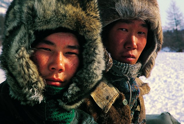 LOS MONGOLES: UNA EVOLUCIÓN PARTICULAR