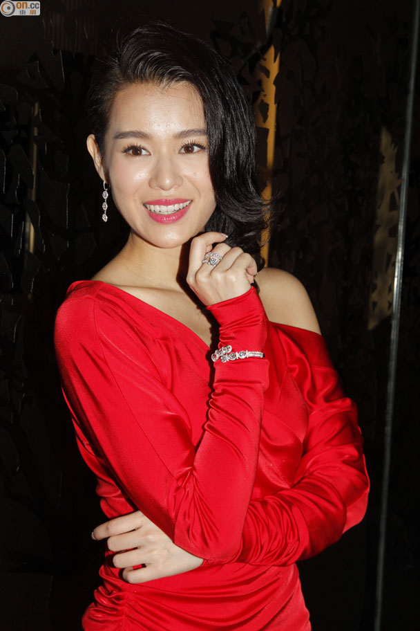 TVB Entertainment News: Congratulations to Myolie Wu joining GME company