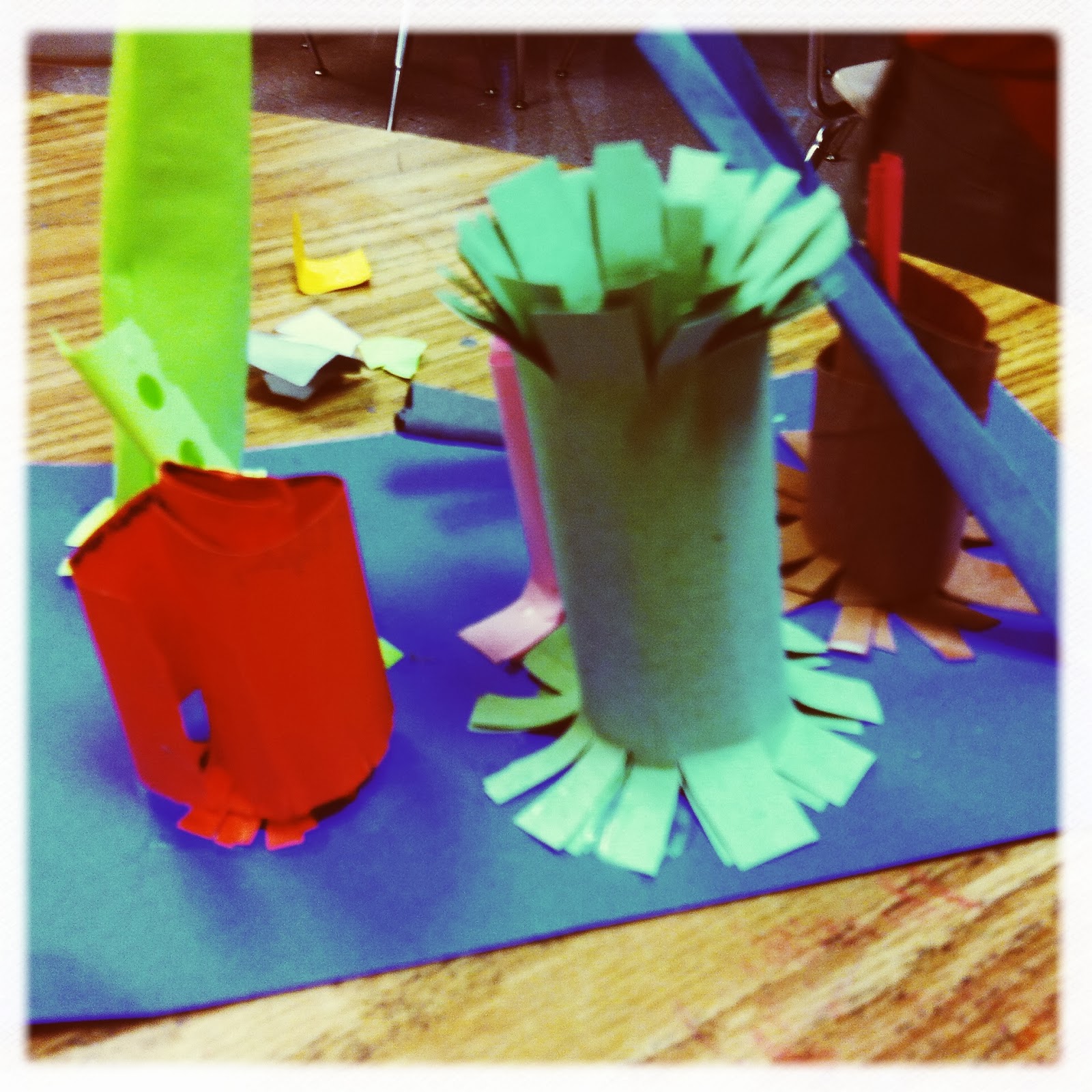 ChumleyScobey Art Room: Paper Cylinder Sculpture