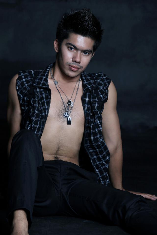 M y a n m a r H u n k s: Phyo Wai Aung by Photo Tin Ko Tun